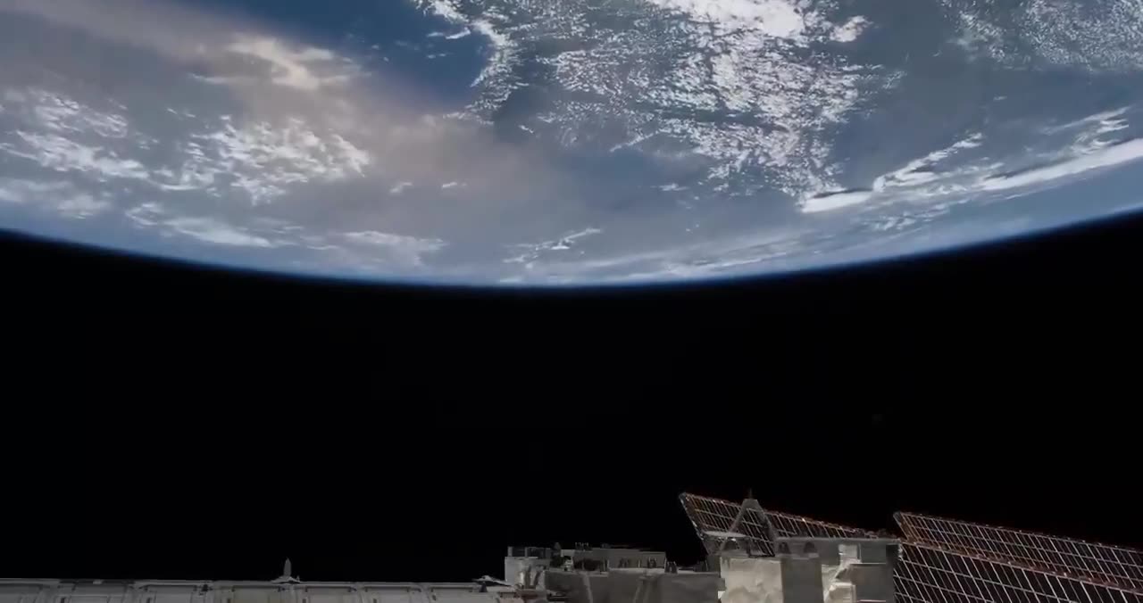 "Stunning 4K Earth from Space: Expedition 65 Edition - Breathtaking ...