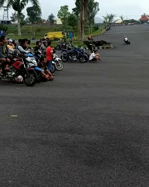 Motor Road Race