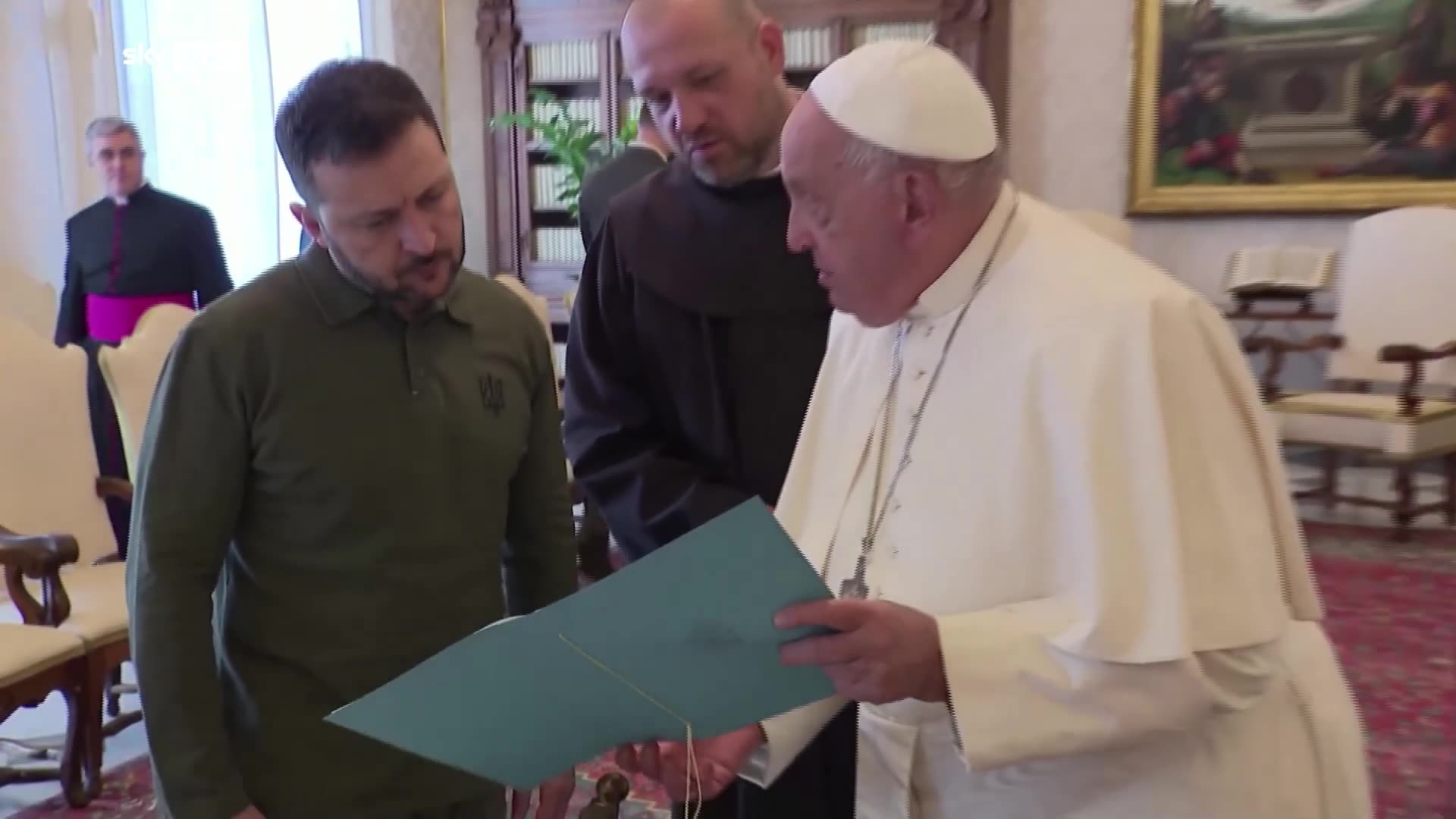 NOTZIE DAL MONDO Stato della Citta del Vaticano:presidente Zelensky fa ...