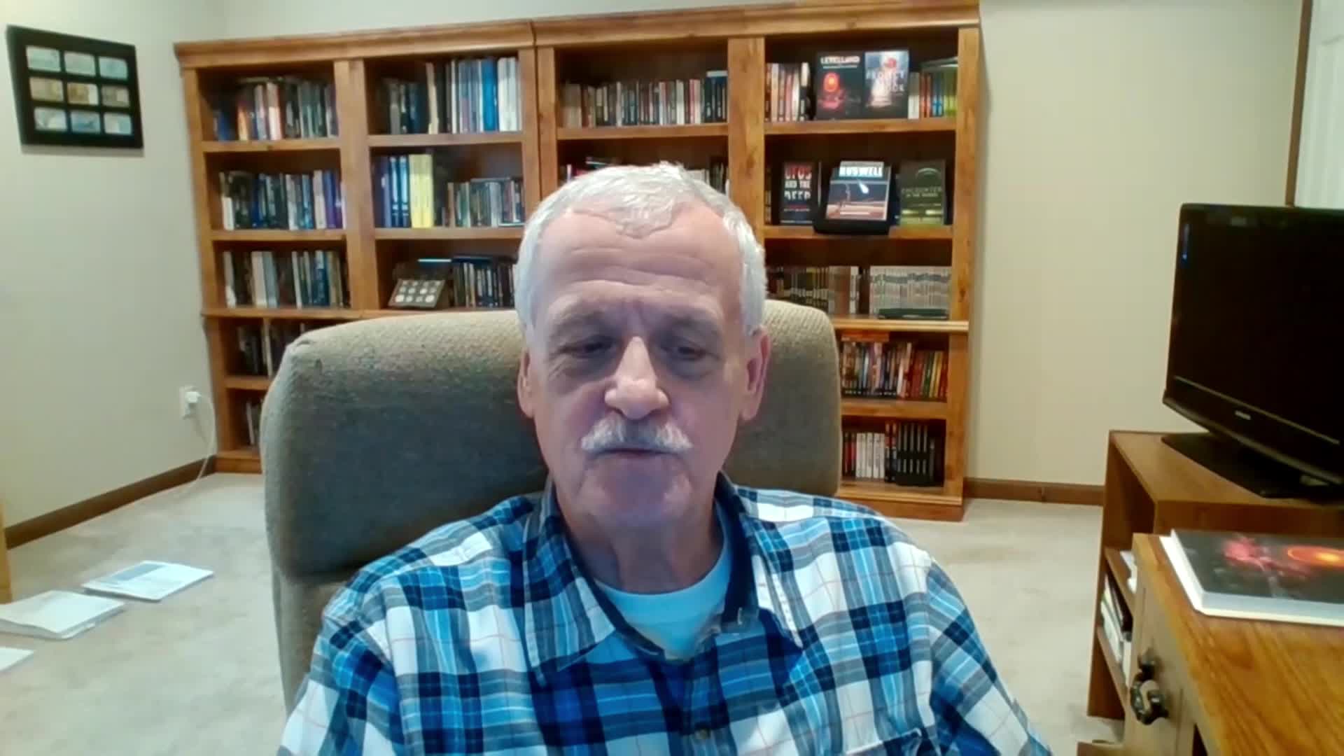 A Different Perspective with Kevin Randle Interviews: TERRY LOVELACE ...