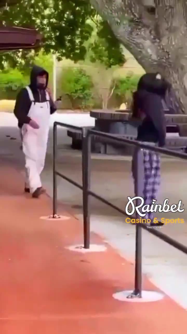 Girl at school gets maced for pulling out a hammer