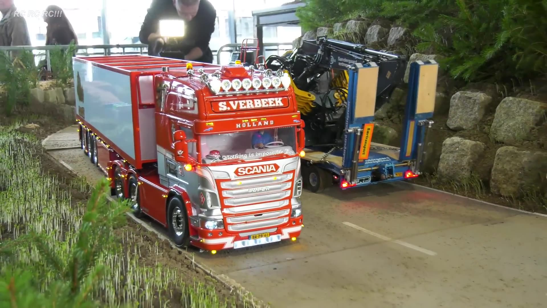 MEGA RC TRUCK COLLECTION, MASSIVE FIRE RESCUE OPERATION!! FASZINATION ...