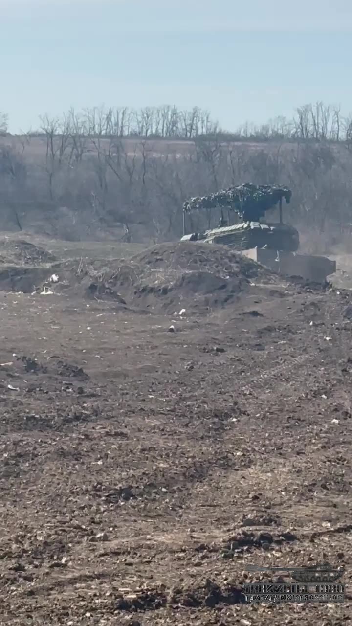 Tank crew training before combat operations