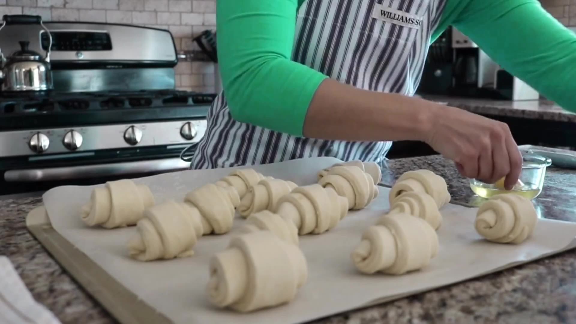 Mastering the Art of Croissant Making: Step-by-Step Tutorial | Pastry ...