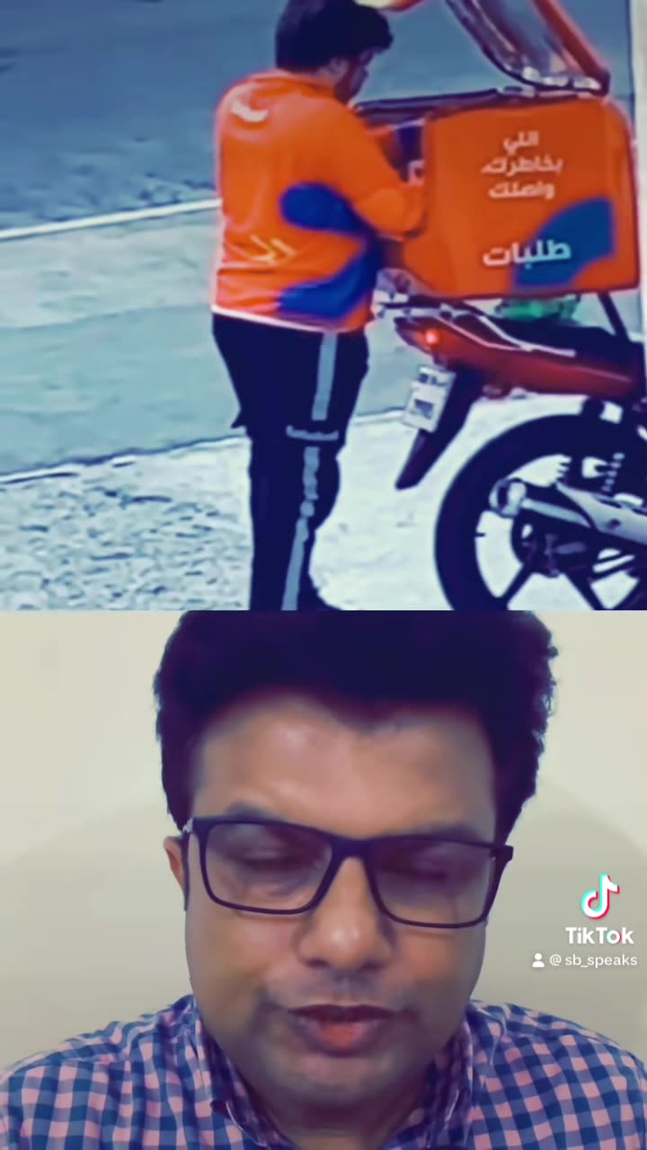 Talabat Rider Seen Eating Food From Delivery Box
