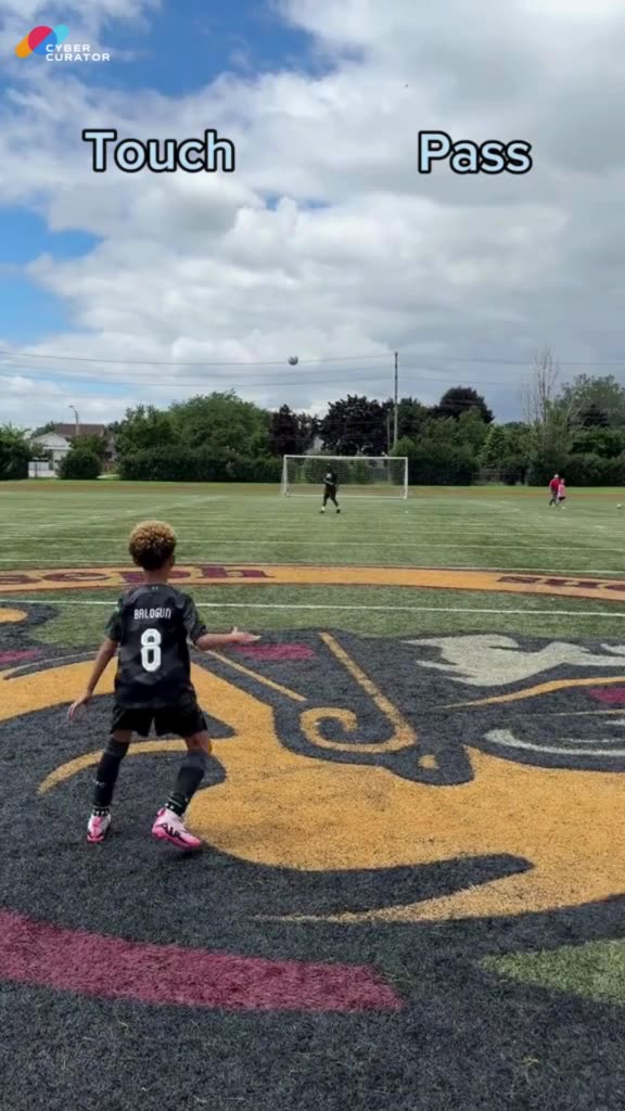 Intense Touch & Pass Competition—Who's the Best? ⚡🤹‍♂️🏆