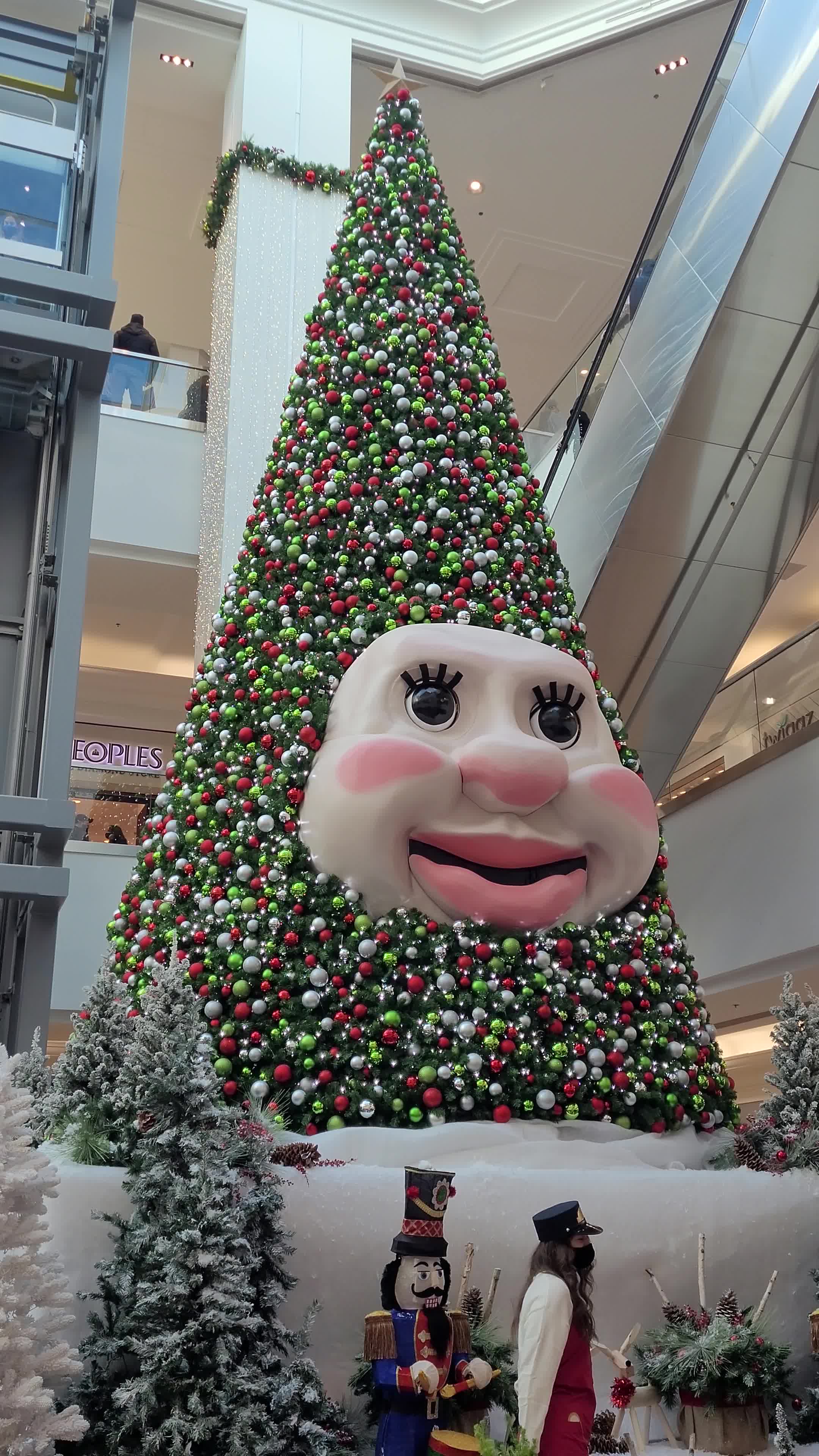 Creepy Talking Christmas Tree Returns After Long Absence