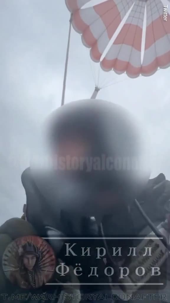 Clip appears to show Russian pilot ejecting from shot down fighter jet