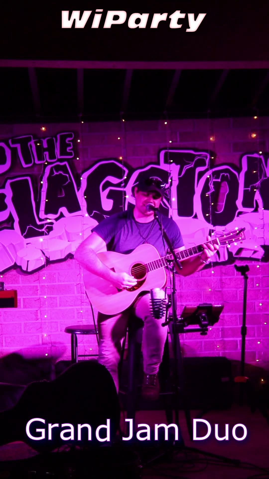Grand Jam Duo sings at Flagstone Bar and Grill in Appleton Wisconsin