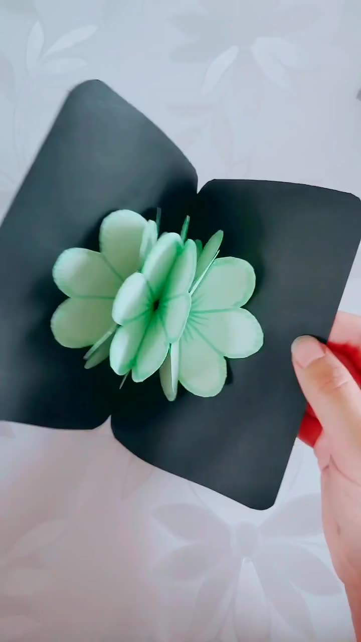 How to make paper flowers invitation card design | paper craft design ...