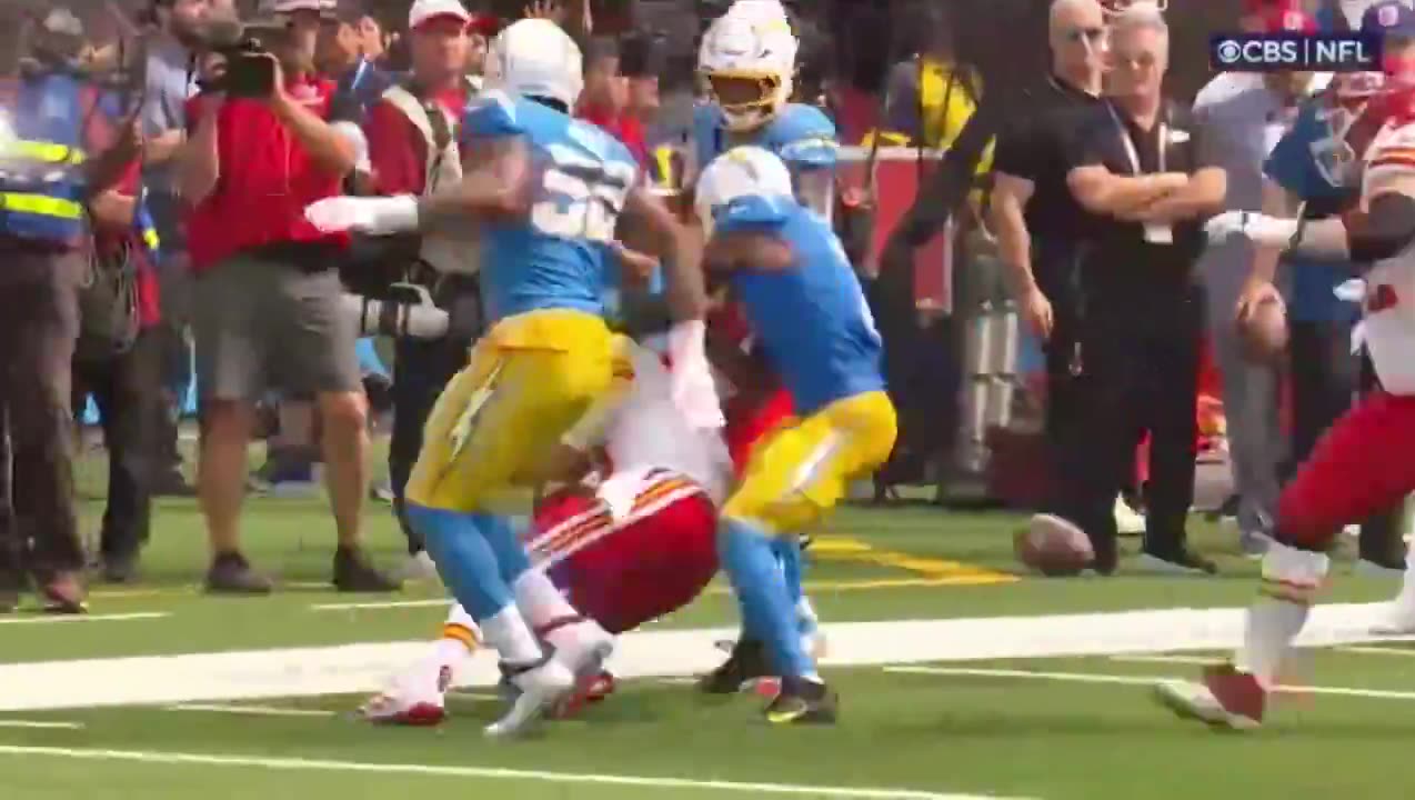 WR Rashee Rice had to be helped off the field after Patrick Mahomes hit him