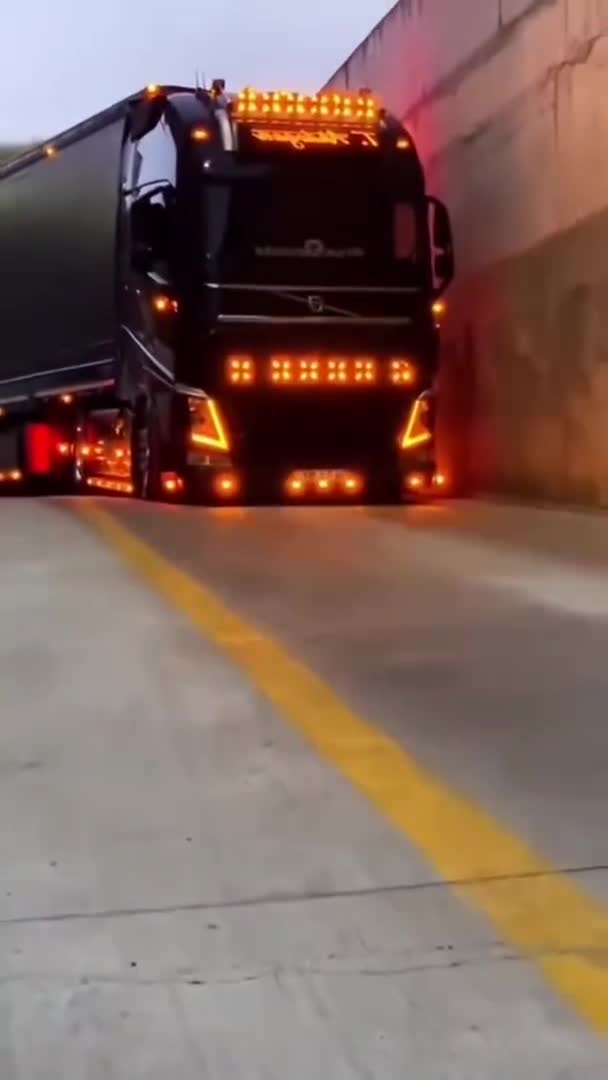 Super Modified Volvo Truck RGB Lightning