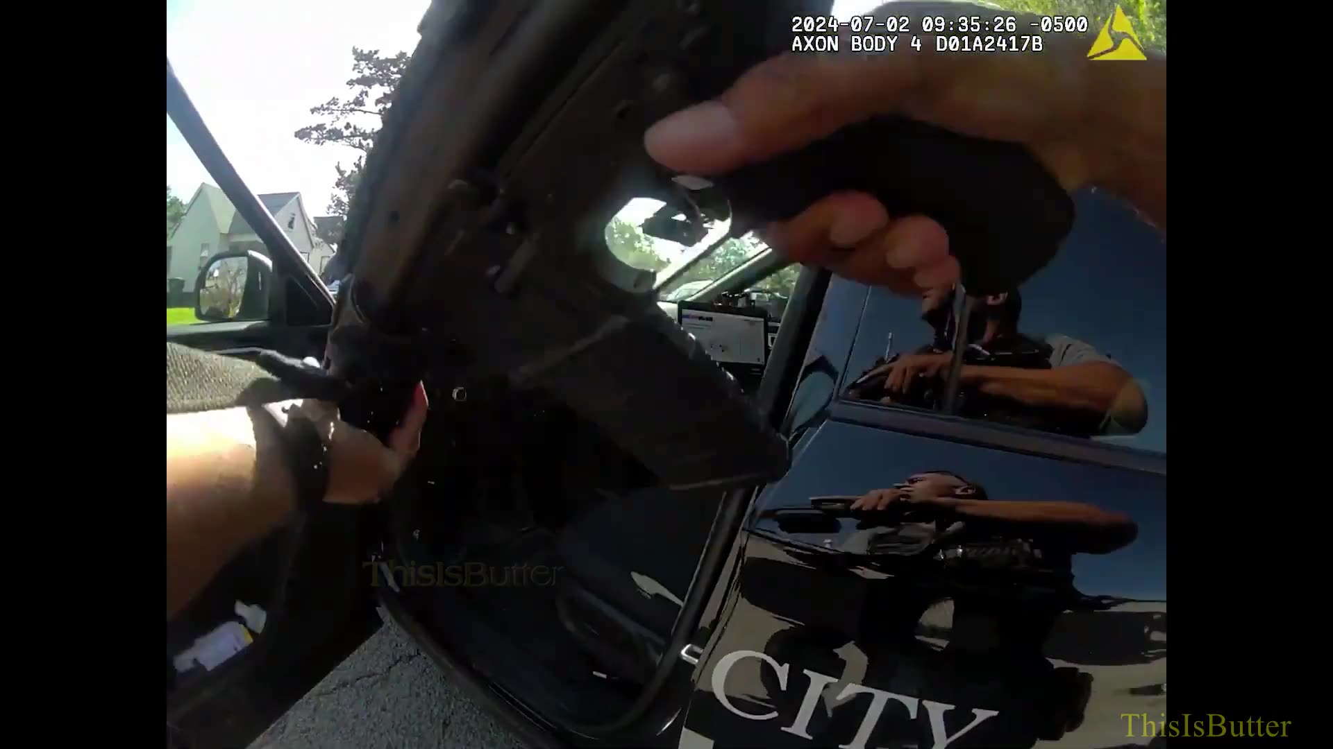 Oklahoma City police officer shot, suspect killed during standoff with ...