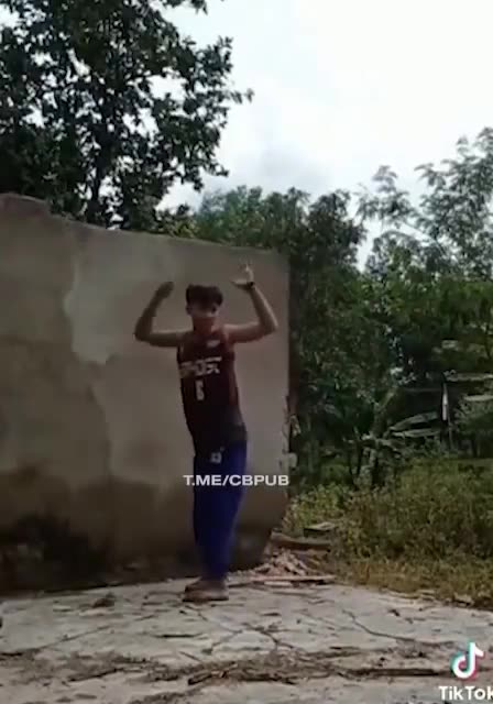 Live Leak~ Jackie Chan? 👎