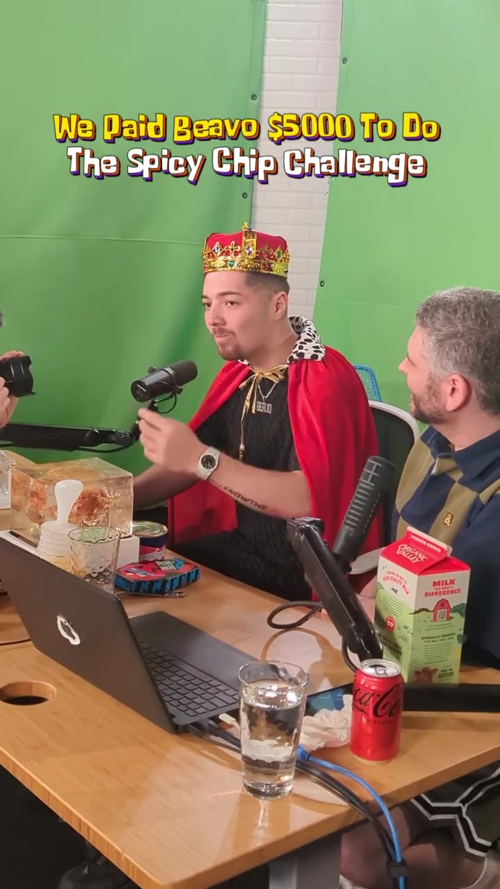 Beavo eats the world spiciest chips