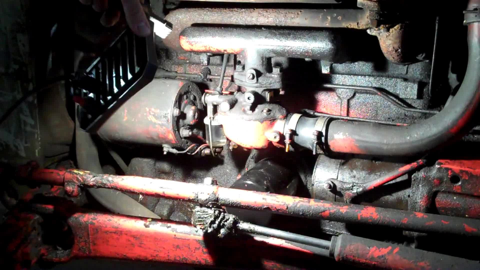 Ford 841 Powermaster Tractor Ep09: Identify the Carburetor and Clean ...