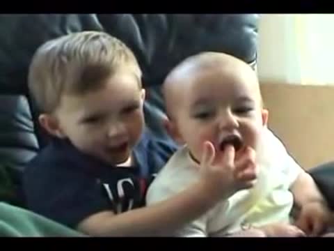 charly bite agin(360P).mp4