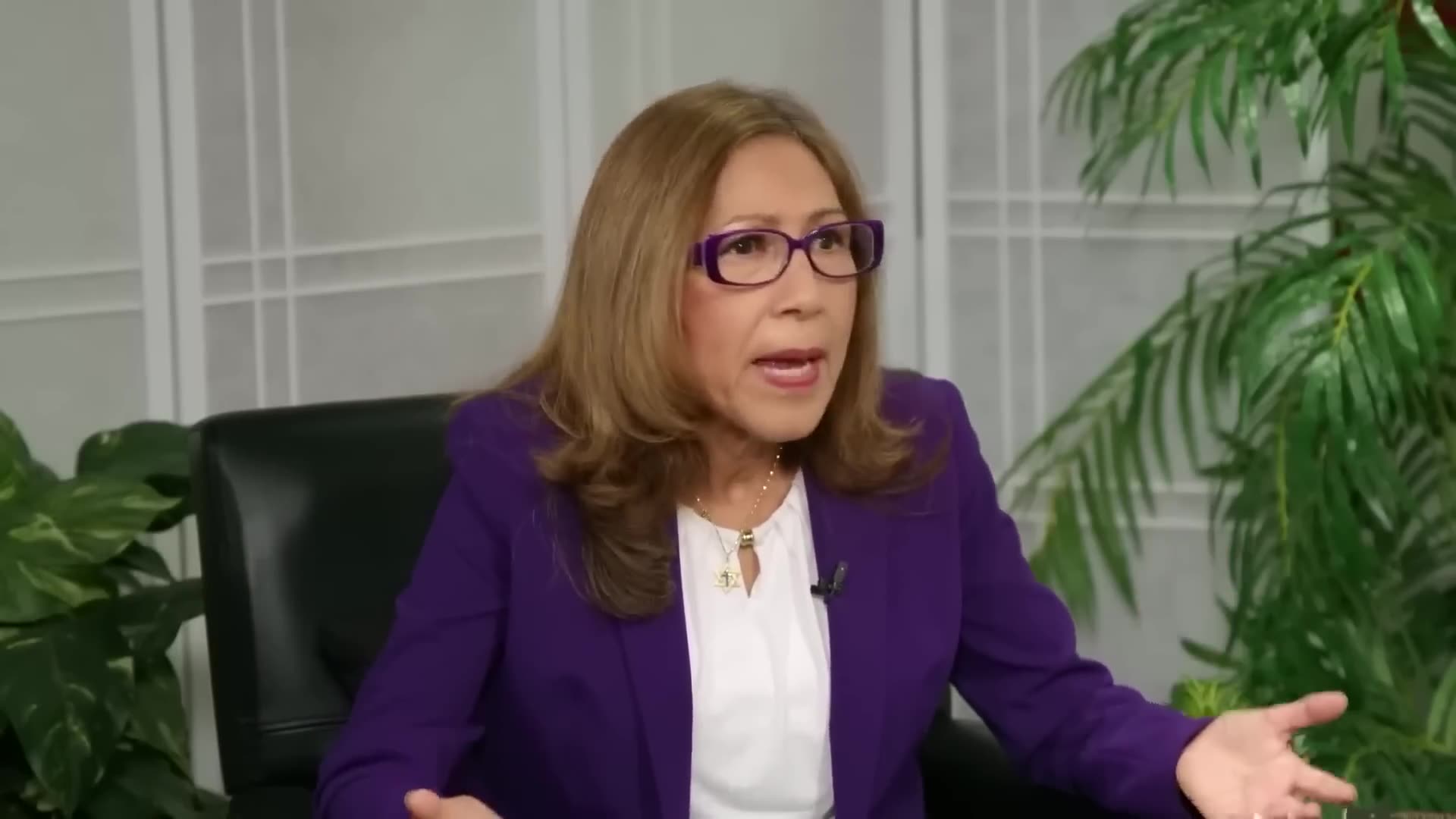 A must Watch! Messianic Rabbi Zev Porat with Pastor Carl Gallups on TV ...