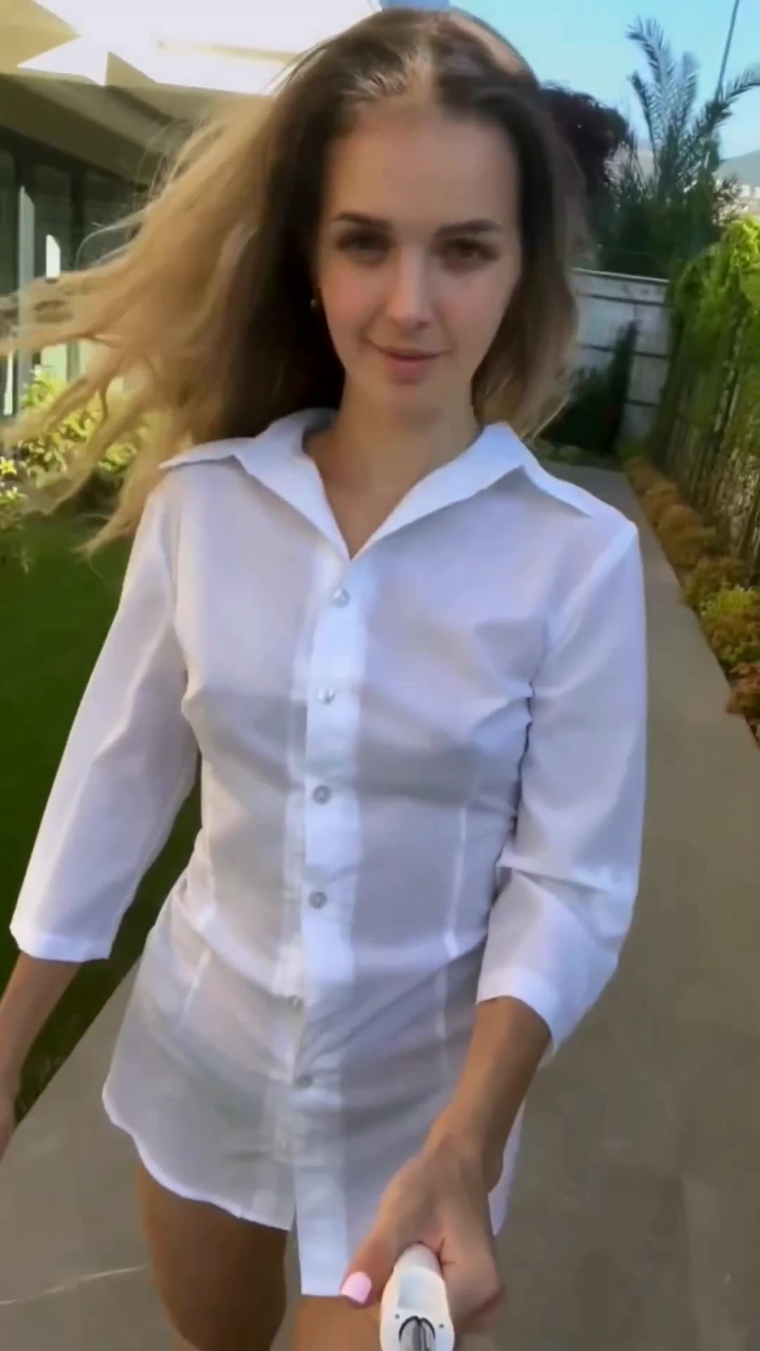 Nic Boobs Lock