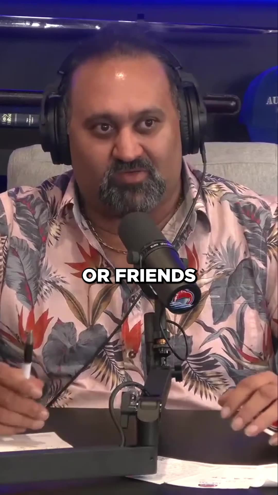 Taylor Swift’s fan base turns on her after endorsing Kamala 🤣 | Shakeel ...