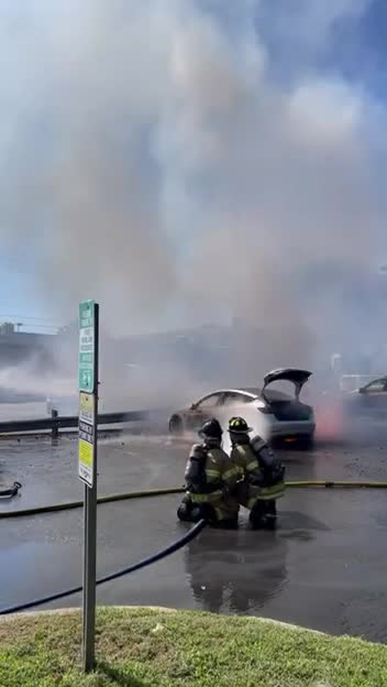 Tesla Car Fire in CT Takes 42 Minutes & 25,000 Gallons of Water to ...