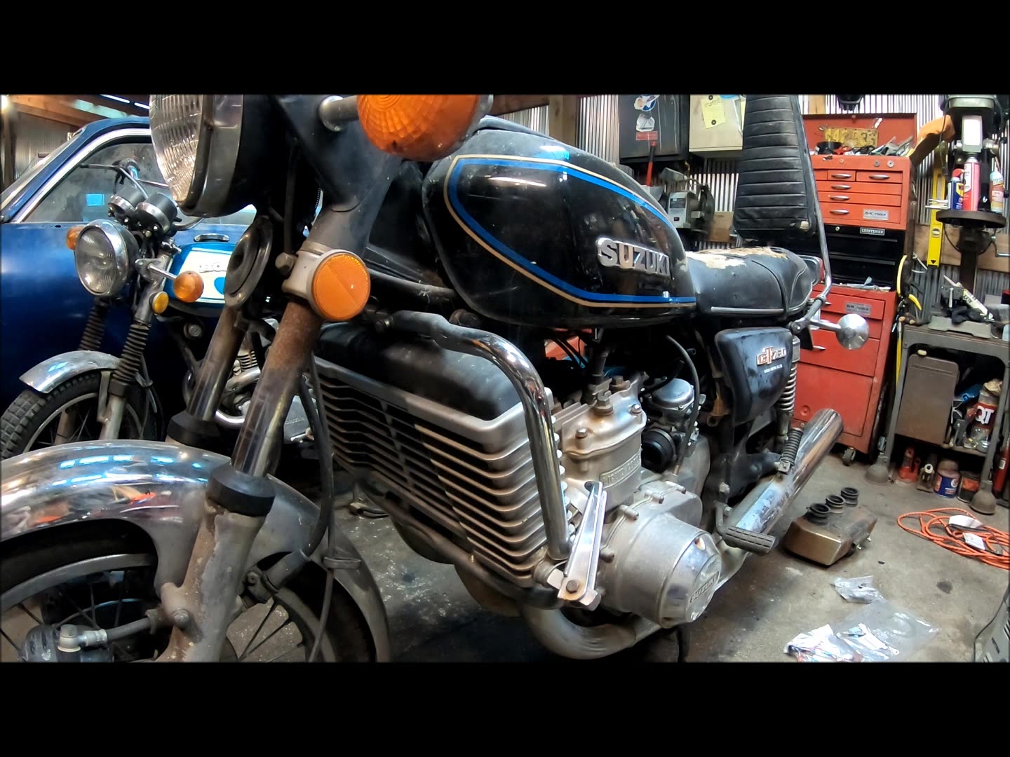 1976 Suzuki GT750 rebuild part 1