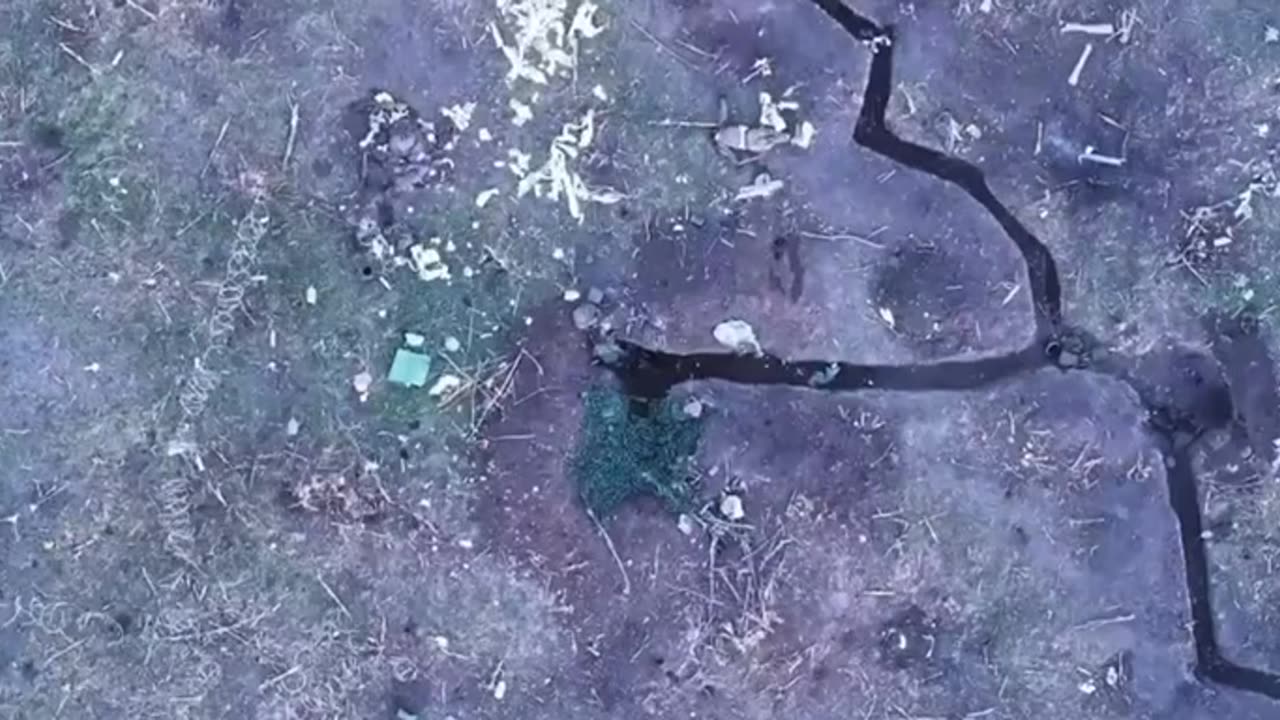 Dropping Shells into Russian Trenches