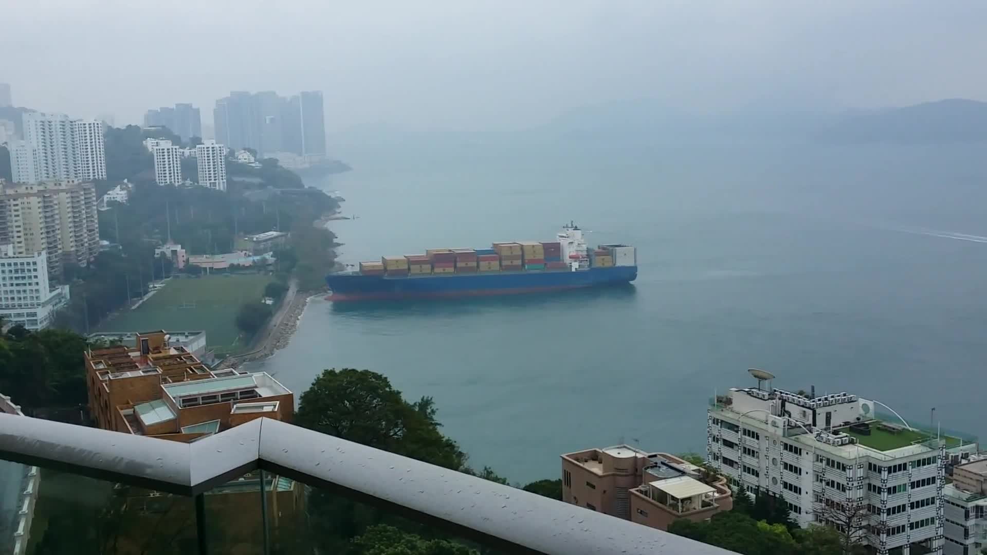 Huge Container Ship Fails To Slow Down And Moves Towards Ground In Hong ...