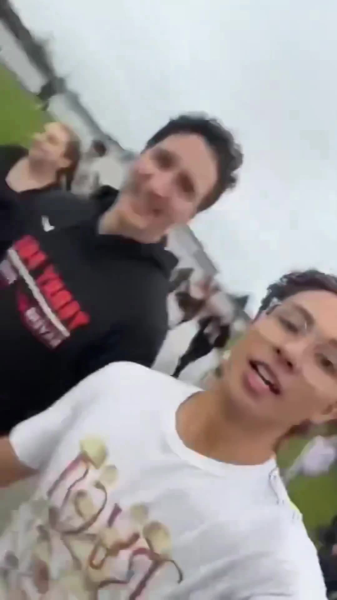 Young Man Calls Justin Trudeau Gay Slur While Running