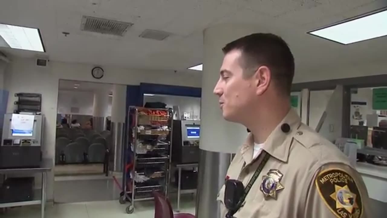 'F**k You All!': Top JAIL Moments of Bizarre Arrestees and Unruly ...