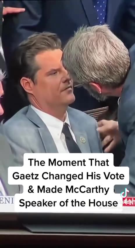 Matt Gates neck the skin moves like rubber WHY???? hmmmmm