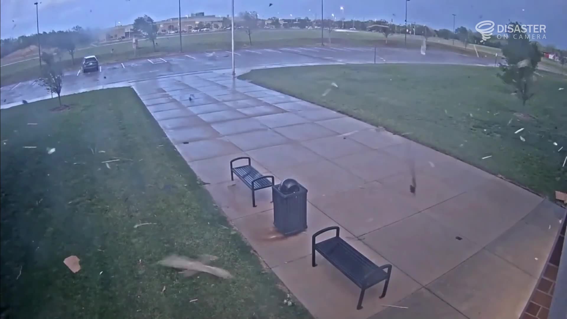 When nature decides- breathtaking natural disasters caught on camera!