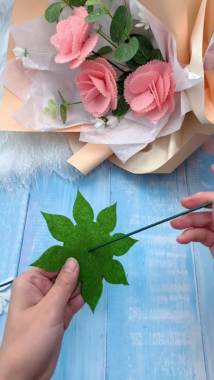 DIY Paper Flower Bouquet Tutorial - Easy and Beautiful Paper Craft