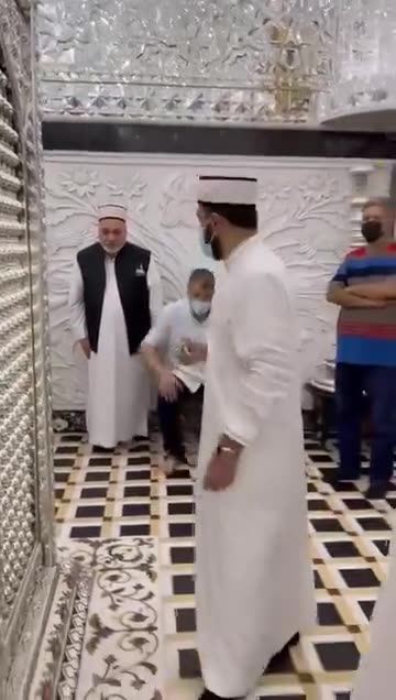 "This is the inner part of the shrine of Hazrat Ghous-e-Azam Abdul ...