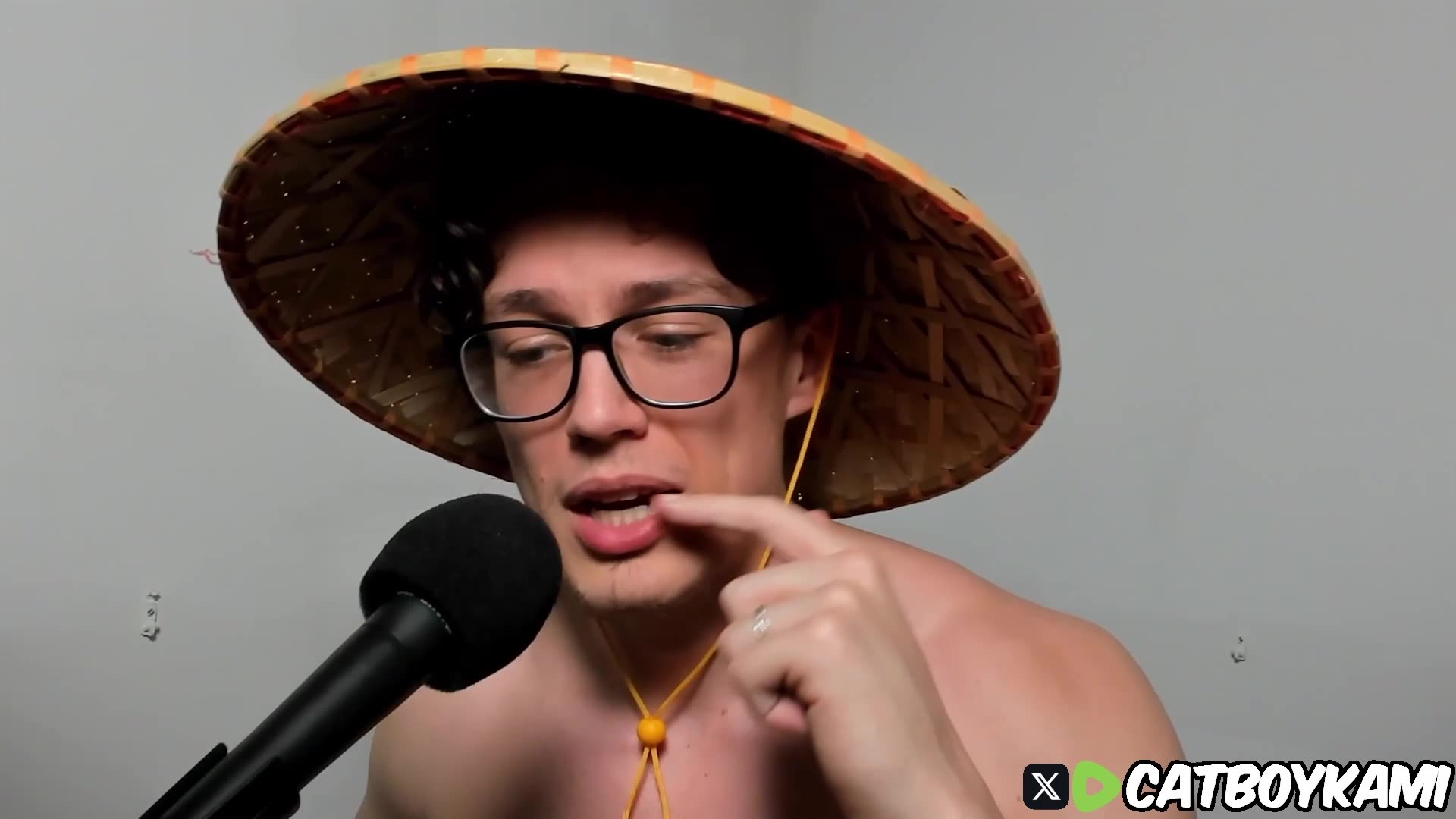 ME EATING SPIDER 蜘蛛 IMMEDIATRY REGRET 對家人的恥辱