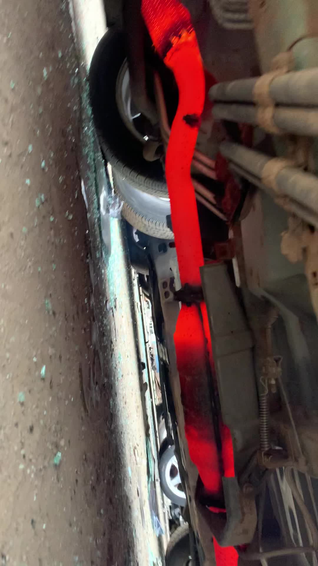 Revving Engine Causes a Red Hot Exhaust