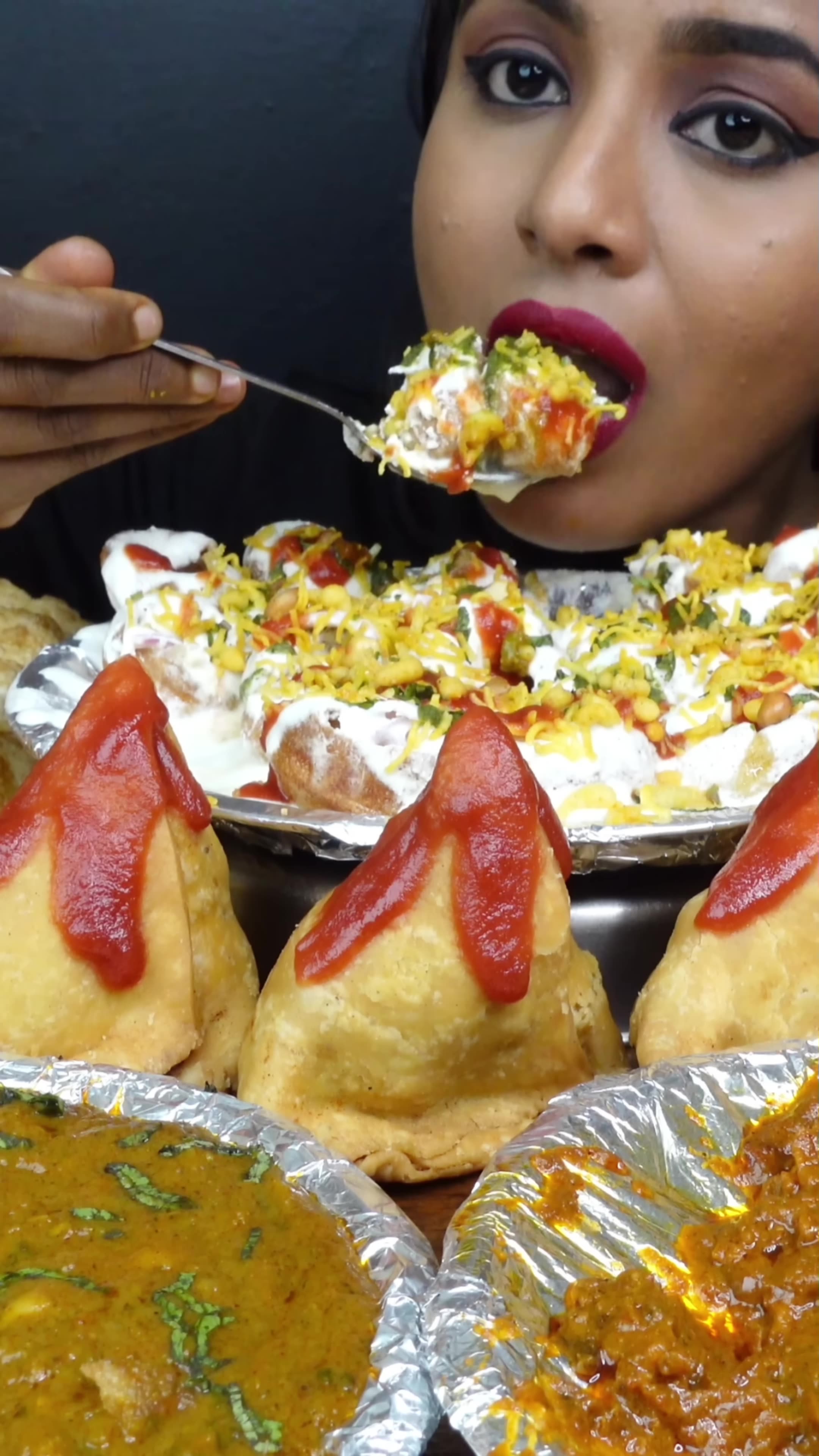 ASMR Eating Spicy Street Aloo Samosa,Dahi Puri,Maggi,Poori Indian ...